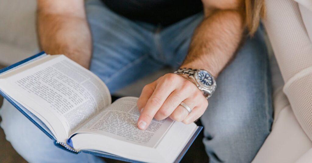 Regé-Jean Page : La science désigne l'acteur de "Bridgerton" comme l'homme au physique le plus ...